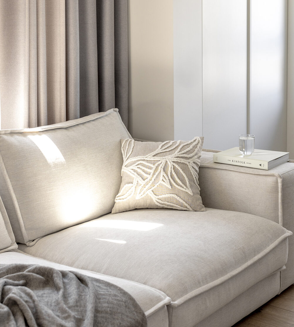 Подушка із килимовою вишивкою «Соняхи» | Arce - ми створені для вашого ...